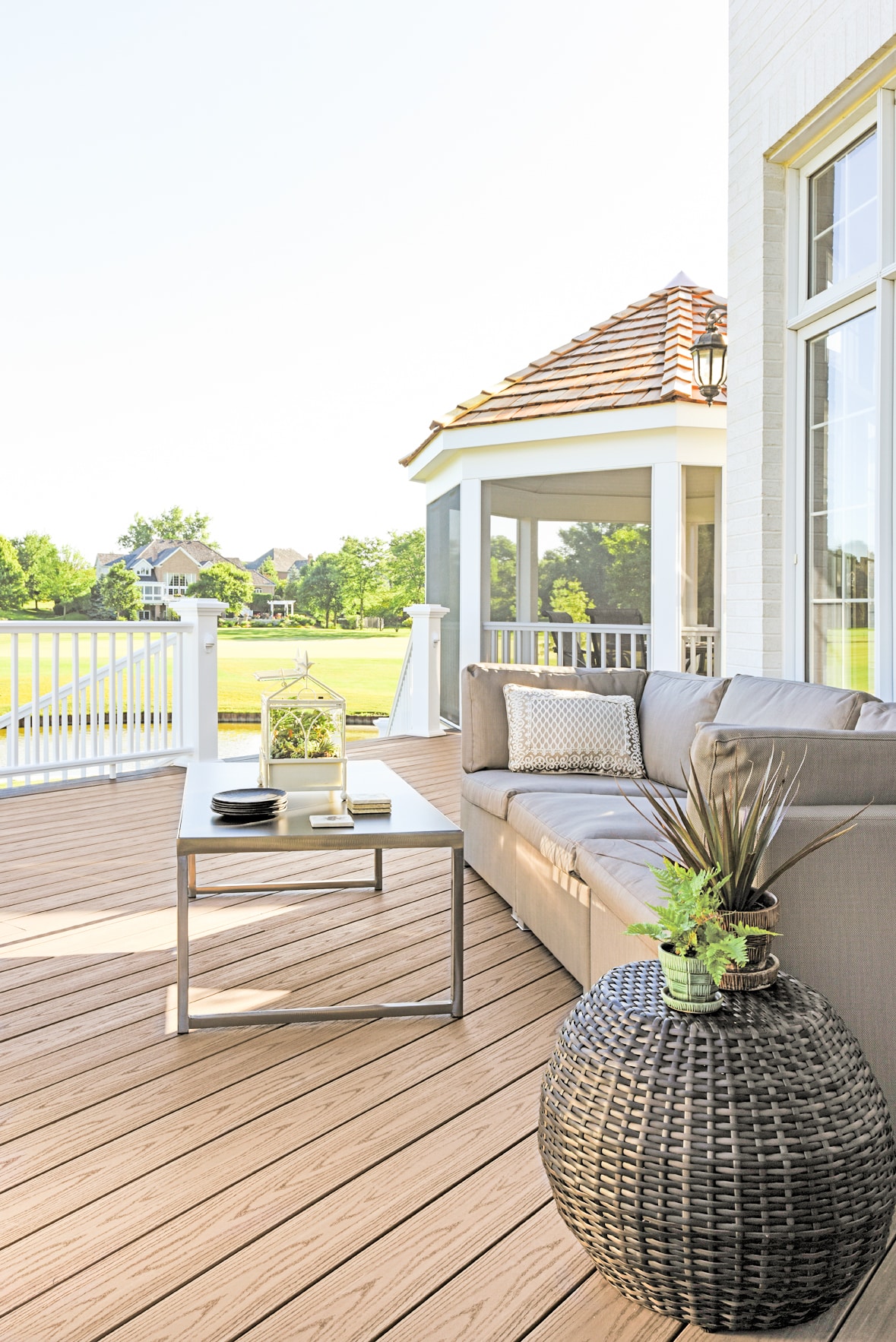 6 Vinyl Decking Ideas | Best Vinyl